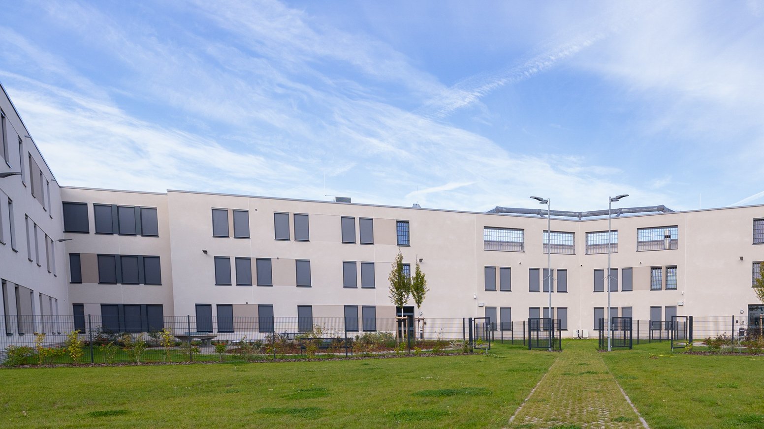 Whitepaper: Höhere Sicherheit für forensische Kliniken